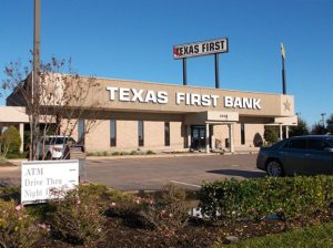 Banking Center in Hitchcock - Texas First Bank